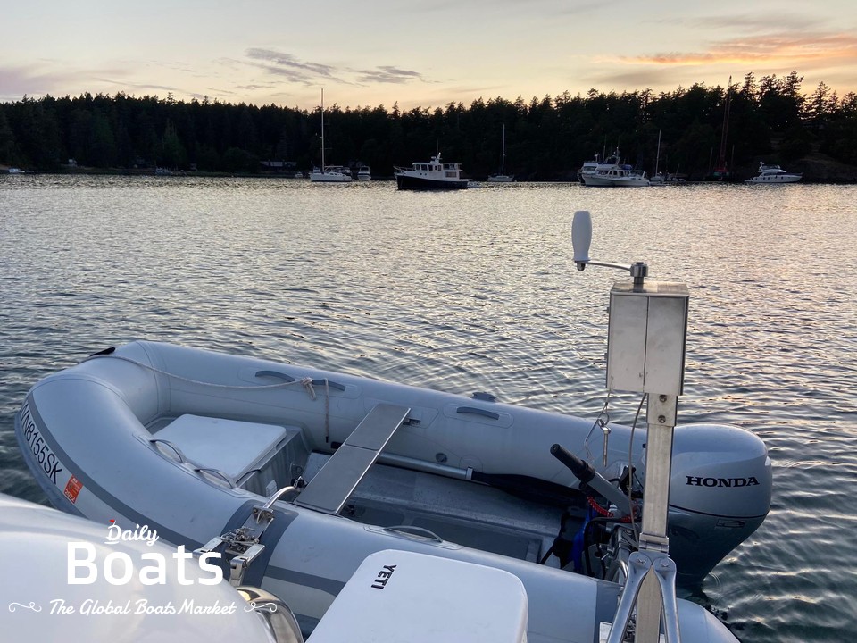 2013 Tiara Yachts 3500 Sovran for sale. View price, photos and Buy 2013 ...