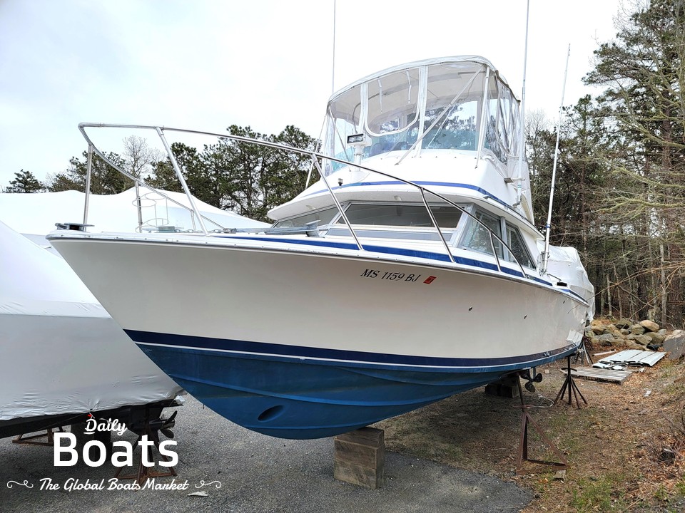 1985 Bertram 28 Flybridge Cruiser for sale. View price, photos and Buy ...