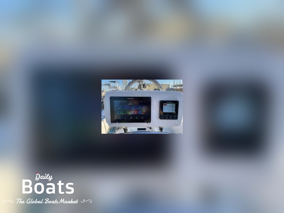 1987 Hunter Legend 37 for sale. View price, photos and Buy 1987 Hunter ...