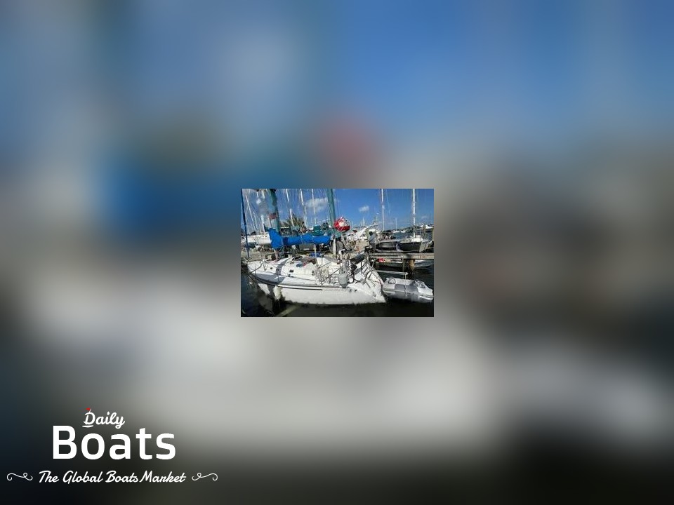 1987 Hunter Legend 37 for sale. View price, photos and Buy 1987 Hunter ...