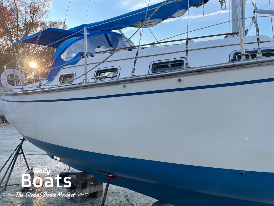 1985 Island Packet 27 for sale. View price, photos and Buy 1985 Island ...