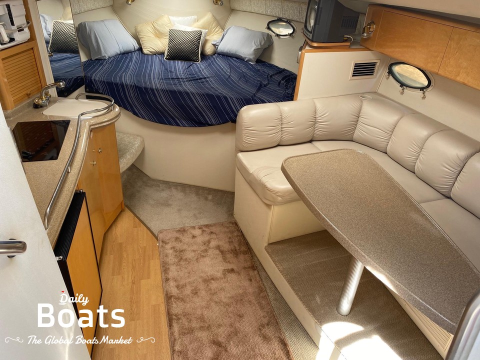 2001 Larson Cabrio 330 Mid Cabin for sale. View price, photos and Buy ...