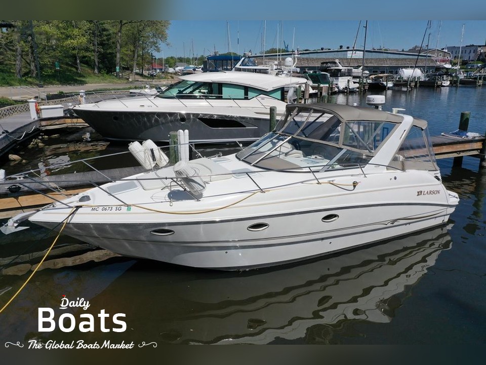 2001 Larson Cabrio 330 Mid Cabin for sale. View price, photos and Buy ...
