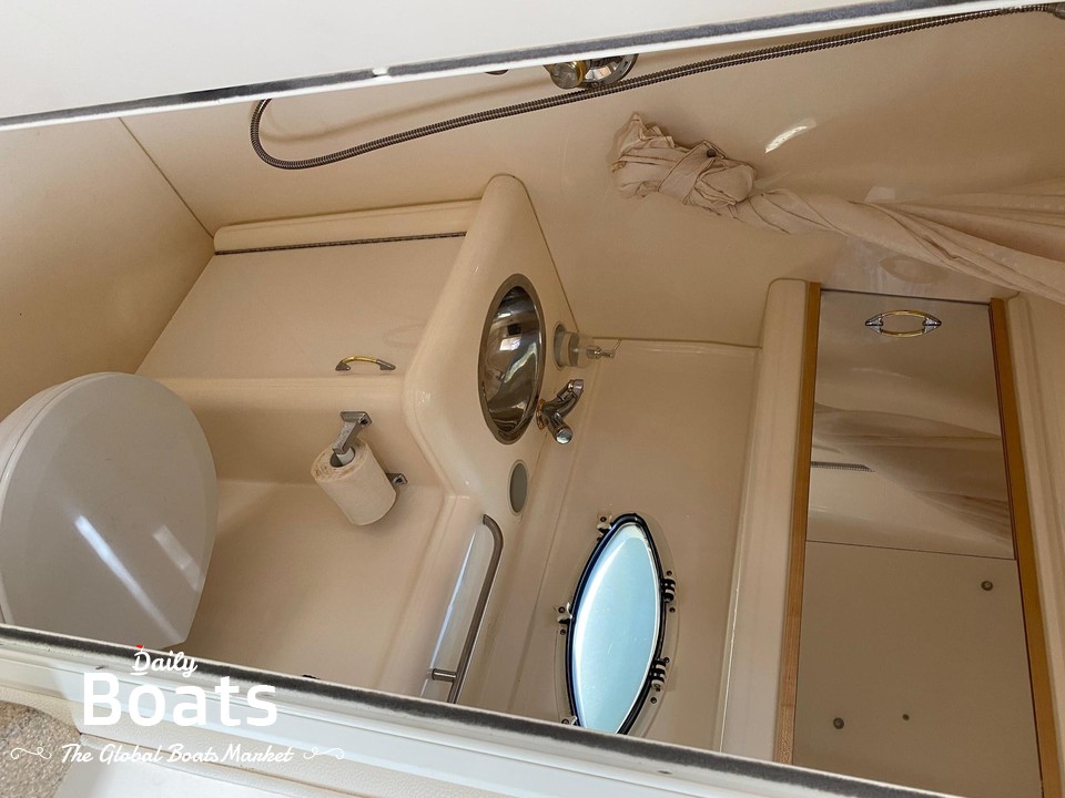 2001 Larson Cabrio 330 Mid Cabin for sale. View price, photos and Buy ...