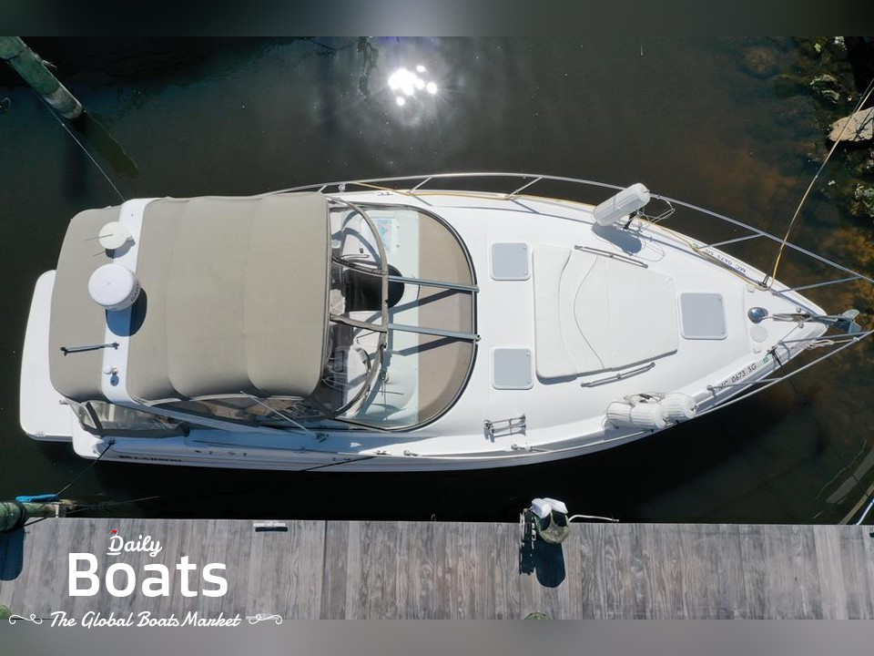 2001 Larson Cabrio 330 Mid Cabin for sale. View price, photos and Buy ...