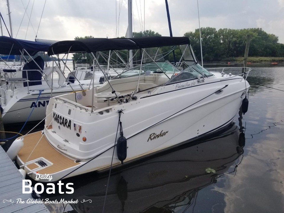 2006 Rinker 250 Express Cruiser for sale. View price, photos and Buy ...