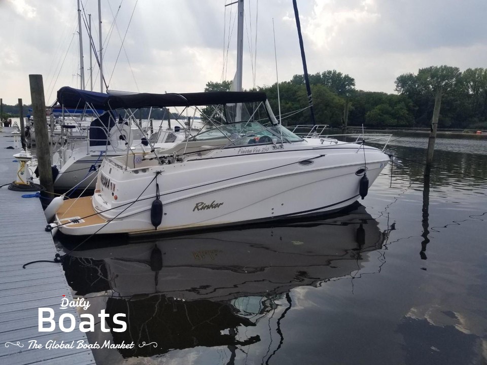 2006 Rinker 250 Express Cruiser for sale. View price, photos and Buy ...