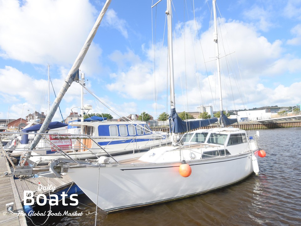 1983 Colvic Victor 34 for sale. View price, photos and Buy 1983 Colvic ...