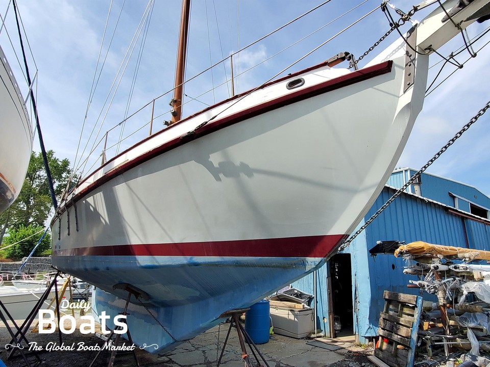 2007 Custom Jenny 37 for sale. View price, photos and Buy 2007 Custom ...