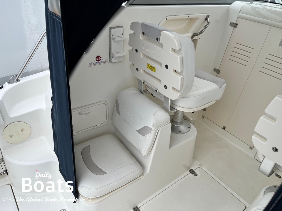 2007 Boston Whaler 255 Conquest for sale. View price, photos and Buy ...