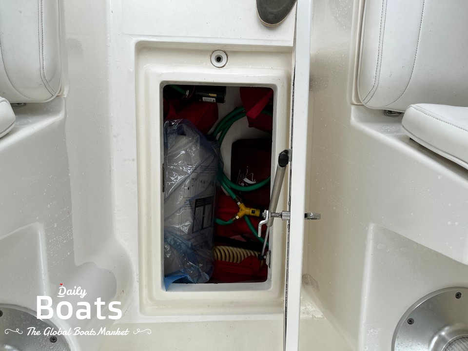 2007 Boston Whaler 255 Conquest for sale. View price, photos and Buy ...