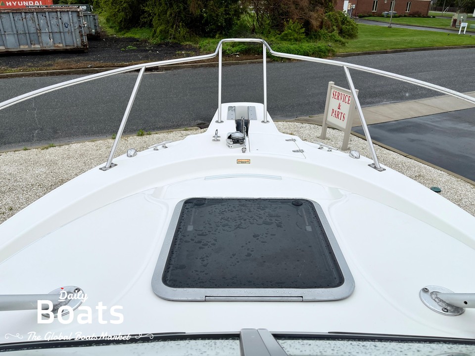 2007 Boston Whaler 255 Conquest for sale. View price, photos and Buy ...