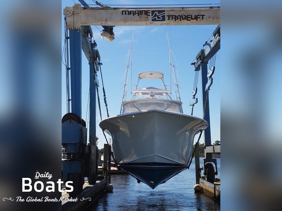 2009 Custom Carolina Caison 40 Express Sportfish for sale. View price ...