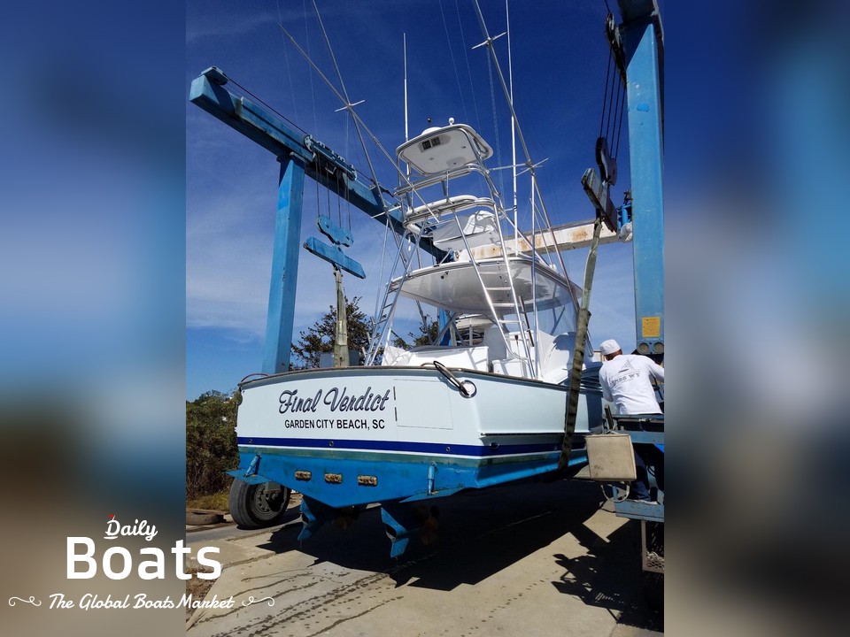 2009 Custom Carolina Caison 40 Express Sportfish for sale. View price ...