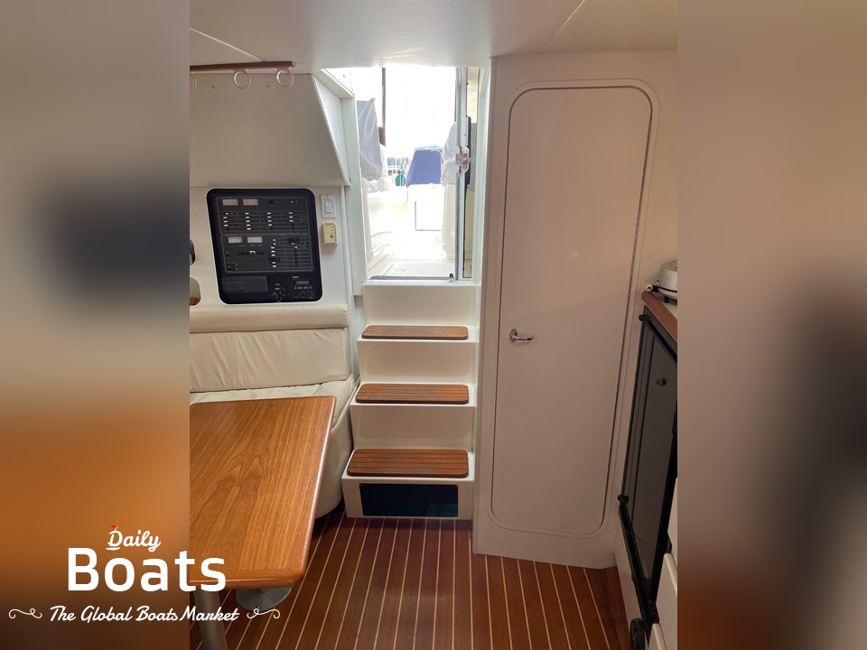 1993 Tiara Sport 31 for sale. View price, photos and Buy 1993 Tiara ...