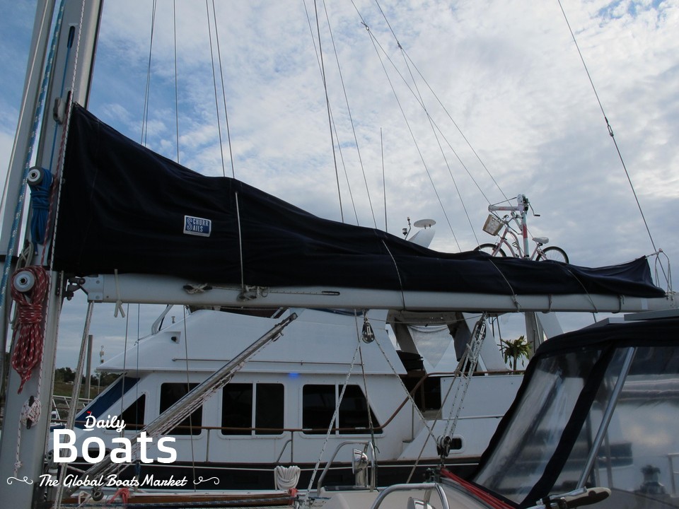 1996 Island Packet 37 for sale. View price, photos and Buy 1996 Island ...