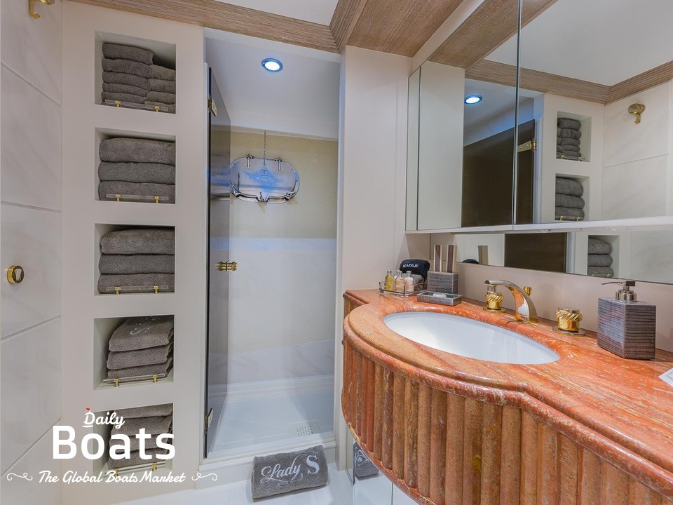 1989 Benetti 150 for sale. View price, photos and Buy 1989 Benetti 150 ...