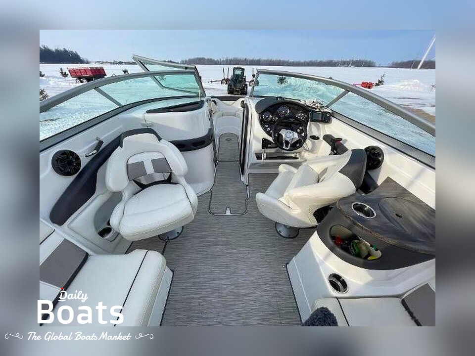 2017 Rinker 26Qx for sale. View price, photos and Buy 2017 Rinker 26Qx ...