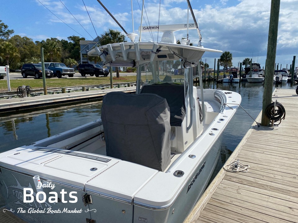 2018 Regulator 28 Forward Seating for sale. View price, photos and Buy ...