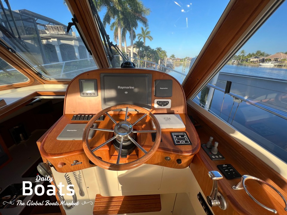 2008 Legacy Yachts 32 for sale. View price, photos and Buy 2008 Legacy ...