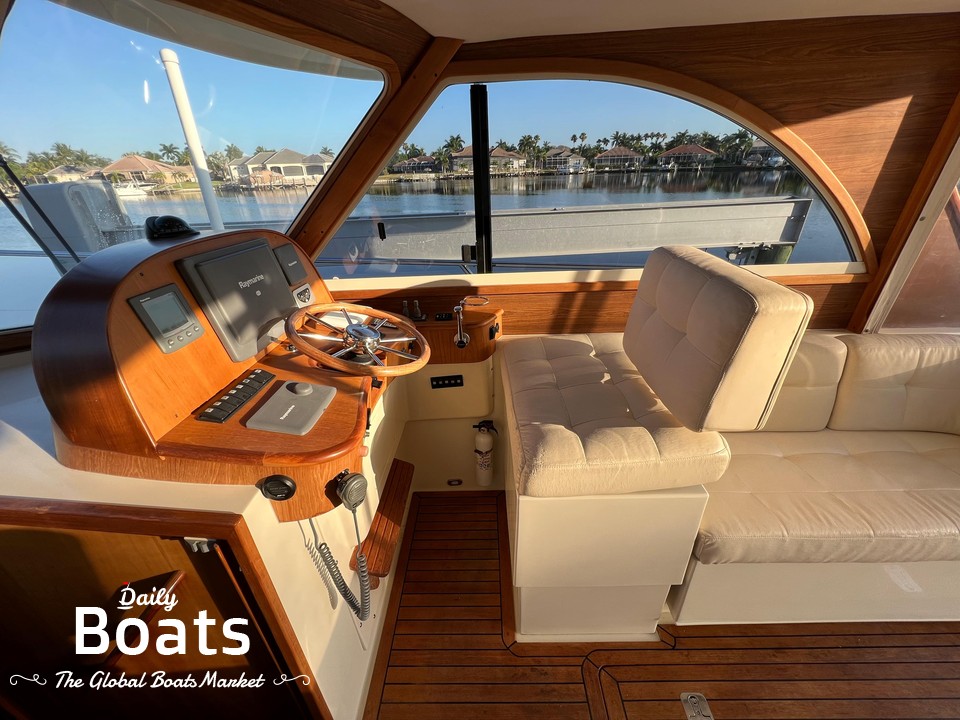 2008 Legacy Yachts 32 for sale. View price, photos and Buy 2008 Legacy ...