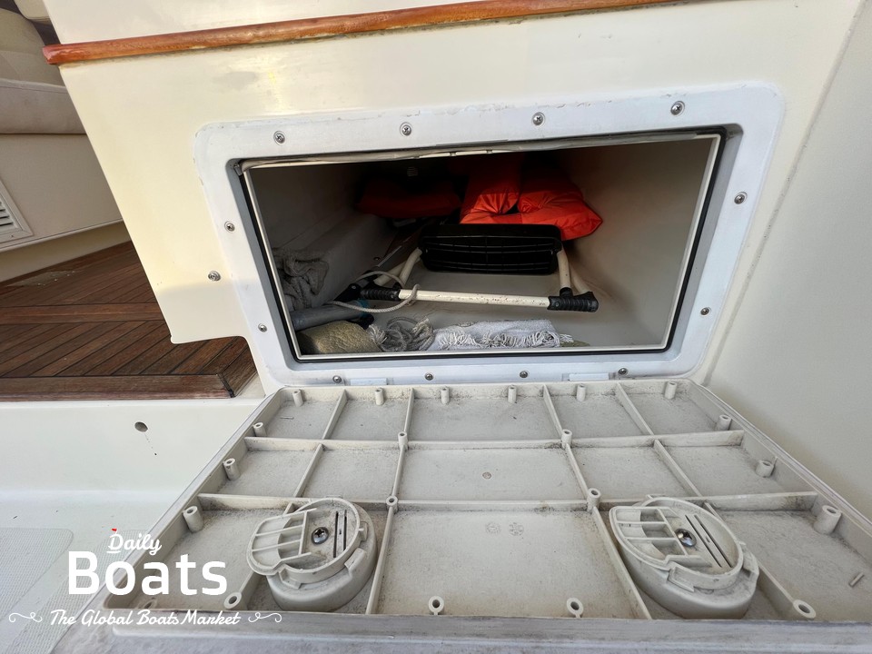 2008 Legacy Yachts 32 for sale. View price, photos and Buy 2008 Legacy ...