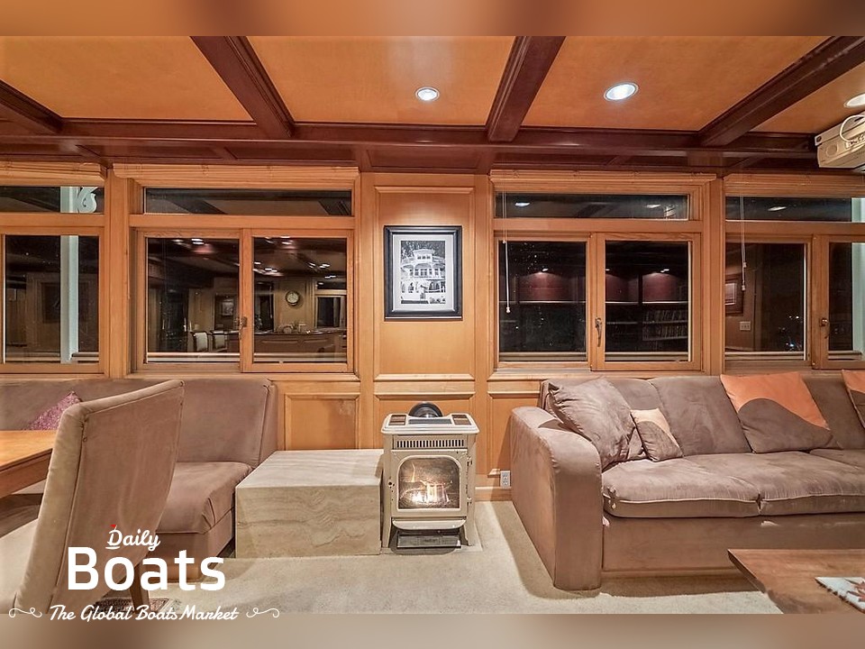 1982 AC Mcleod Custom Sternwheeler House Barge for sale. View price ...