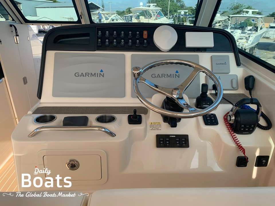 2017 Grady-White Freedom 375 for sale. View price, photos and Buy 2017 ...