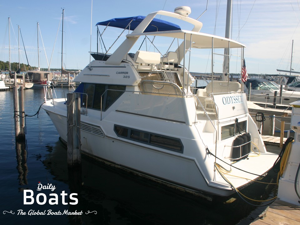 1996 Carver 325 Aft Cockpit Motoryacht for sale. View price, photos and ...