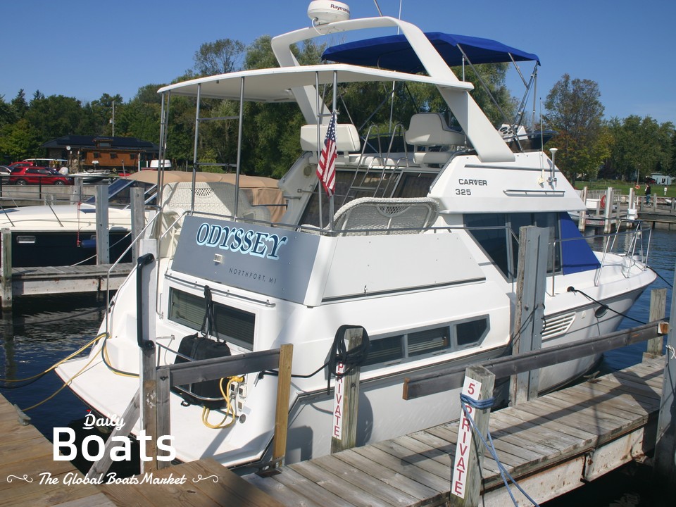 1996 Carver 325 Aft Cockpit Motoryacht for sale. View price, photos and ...