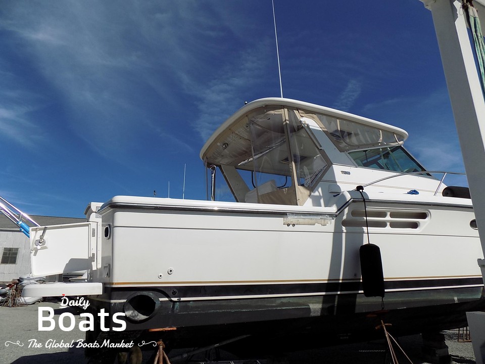 2001 Tiara Yachts 41 Express for sale. View price, photos and Buy 2001 ...