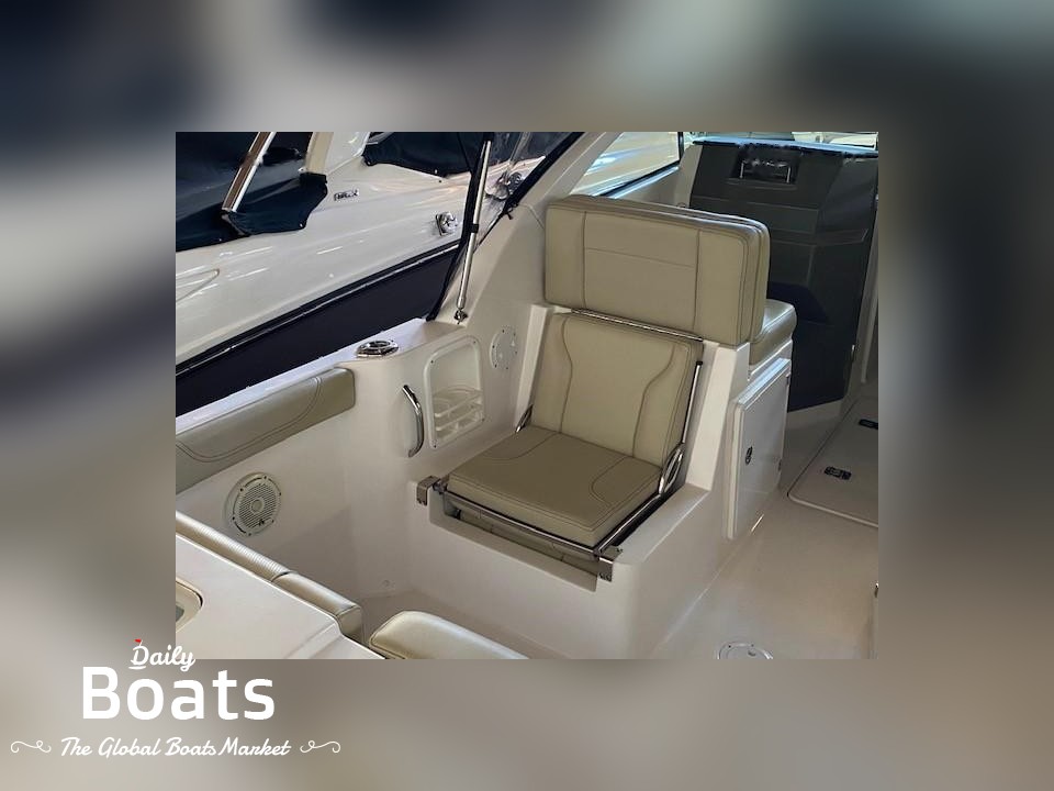 Pursuit DC 235 Dual Console for sale. View price, photos and Buy ...