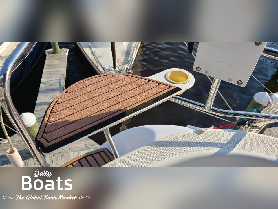 2001 Hunter 290 for sale. View price, photos and Buy 2001 Hunter 290 ...