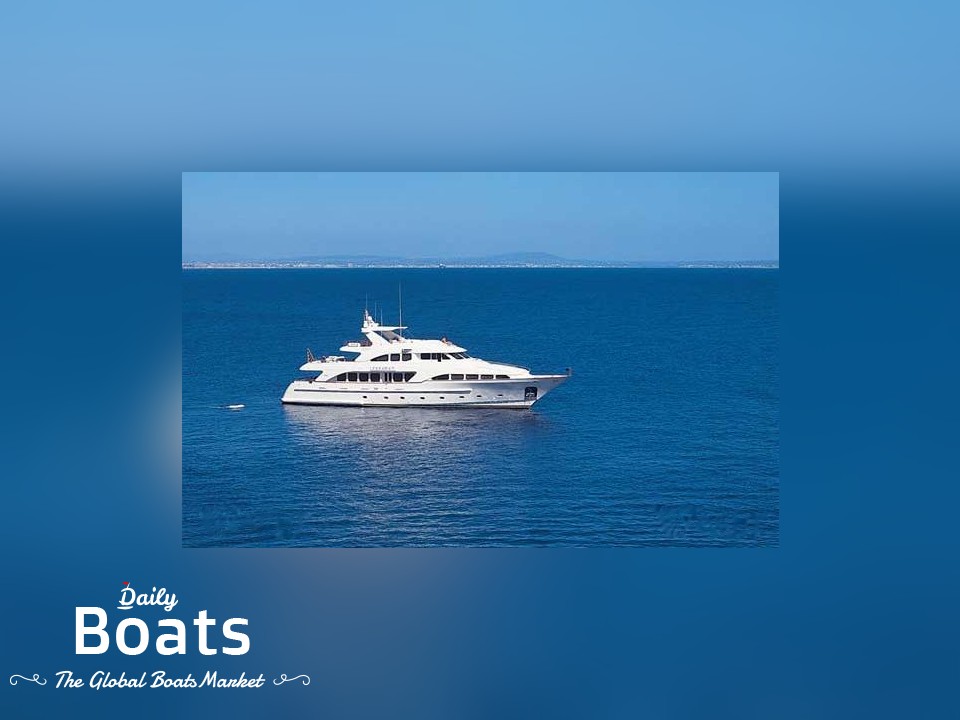 2000 Benetti Classic 115 for sale. View price, photos and Buy 2000 ...