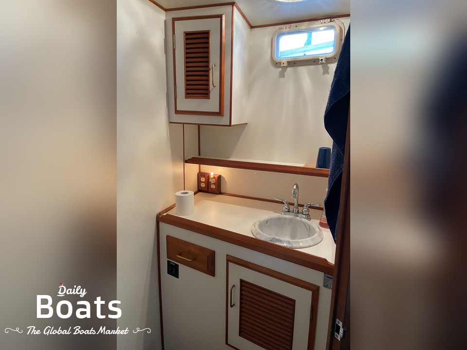 1982 Ocean Alexander 40 Double Cabin for sale. View price, photos and ...
