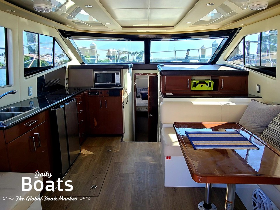 2017 Carver C40 Command Bridge for sale. View price, photos and Buy ...