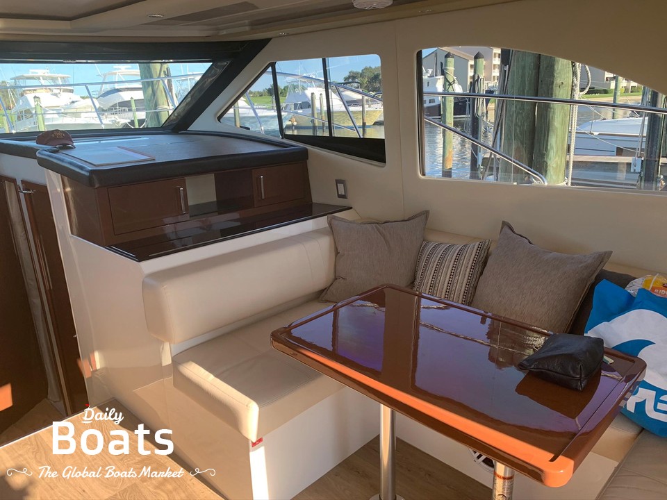 2017 Carver C40 Command Bridge for sale. View price, photos and Buy ...