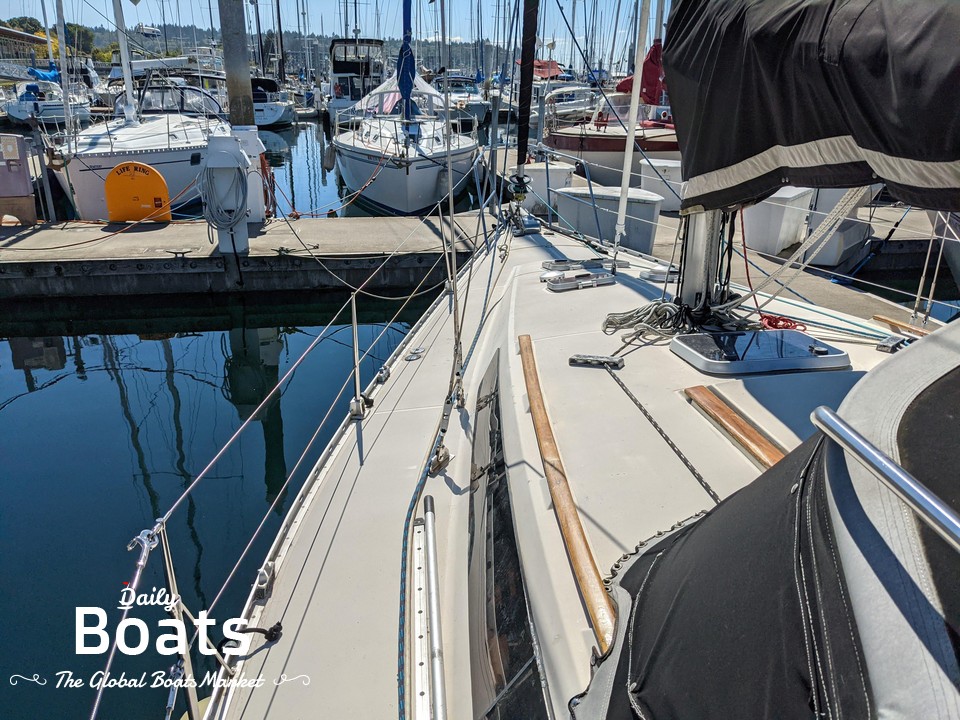 1987 Jeanneau 38 for sale. View price, photos and Buy 1987 Jeanneau 38 ...