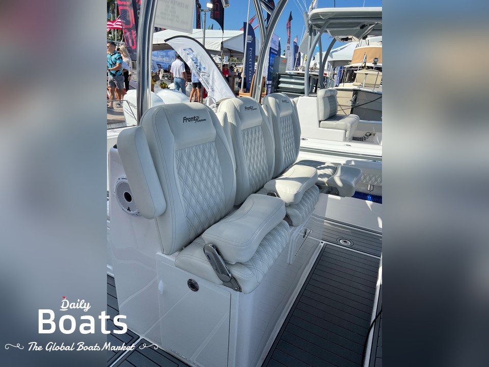 2021 Front Runner 36 Center Console for sale. View price, photos and ...