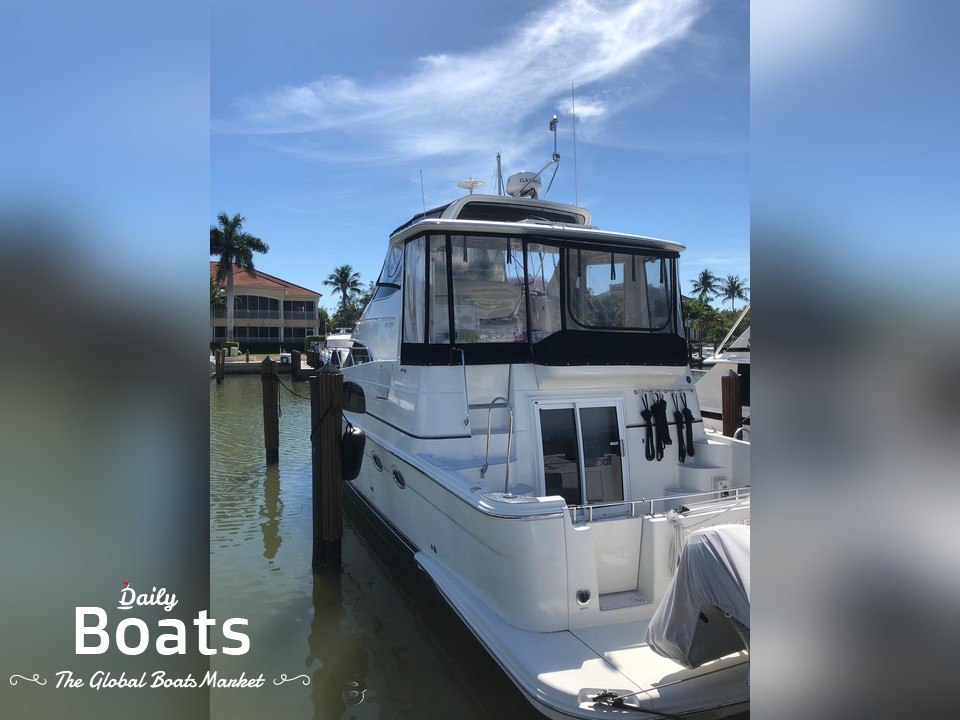 2005 Carver 444 Cockpit Motor Yacht for sale. View price, photos and ...