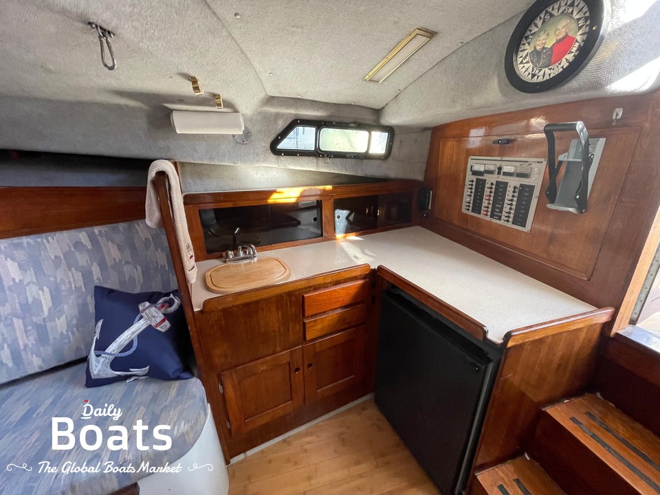 1989 Rampage 31 for sale. View price, photos and Buy 1989 Rampage 31 ...