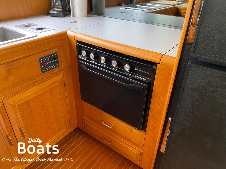 1987 Ocean Alexander 54 Pilothouse for sale. View price, photos and Buy ...