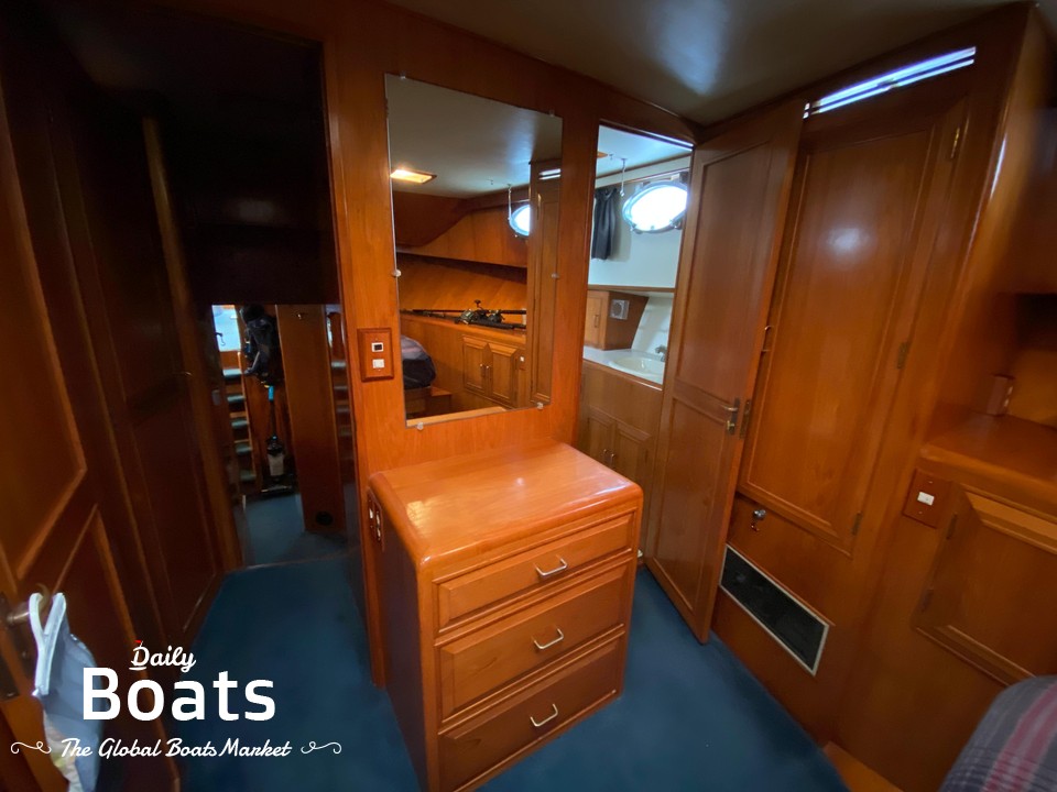 1987 Ocean Alexander 54 Pilothouse for sale. View price, photos and Buy ...