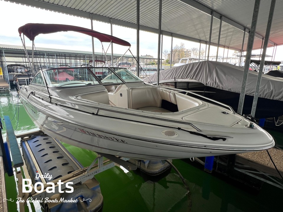 1996 Sea Ray 230 Bow Rider Select for sale. View price, photos and Buy ...