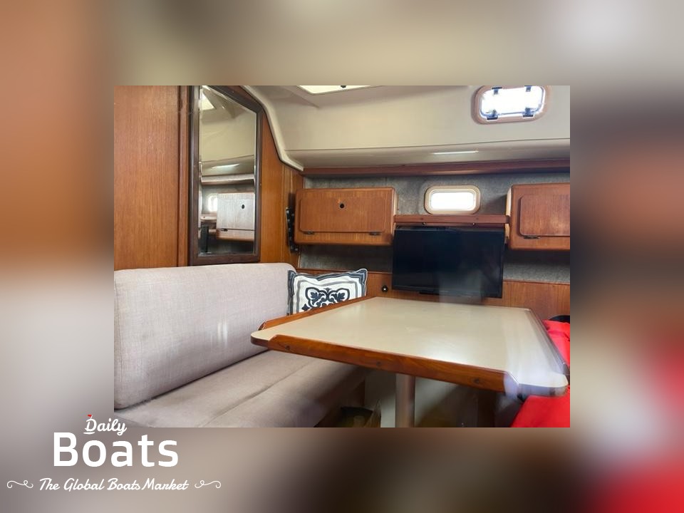 1988 Hunter 33.5 for sale. View price, photos and Buy 1988 Hunter 33.5 ...