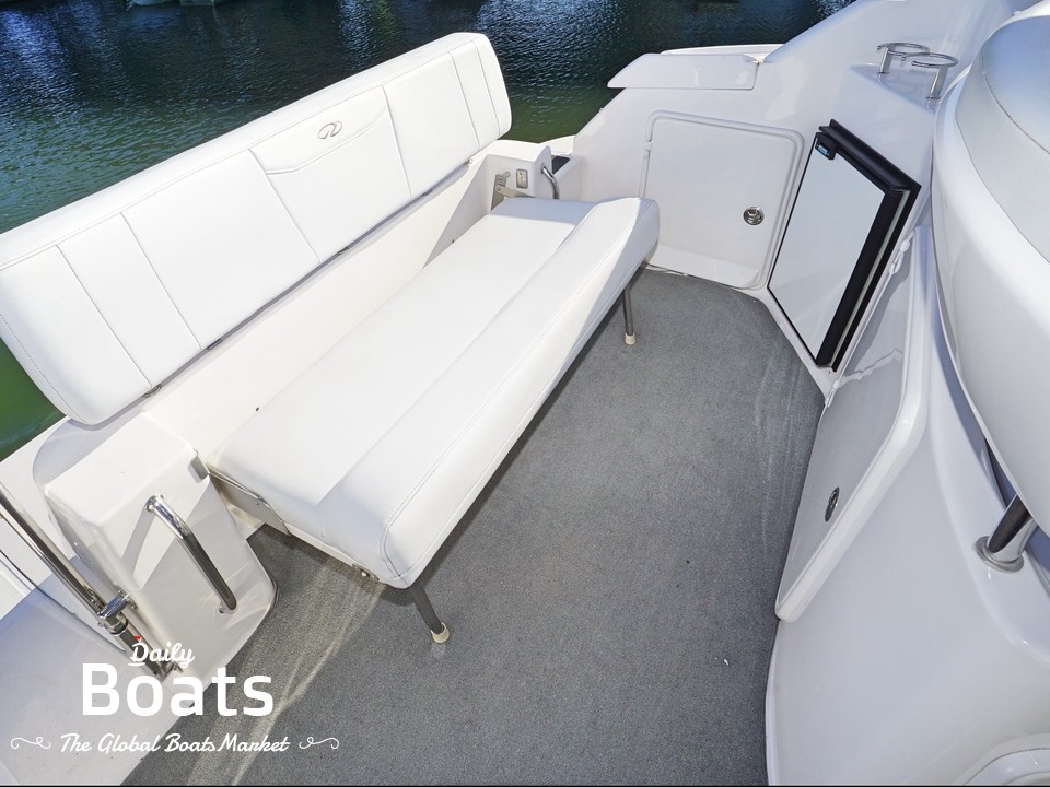 2009 Regal 3060 Window Express for sale. View price, photos and Buy ...