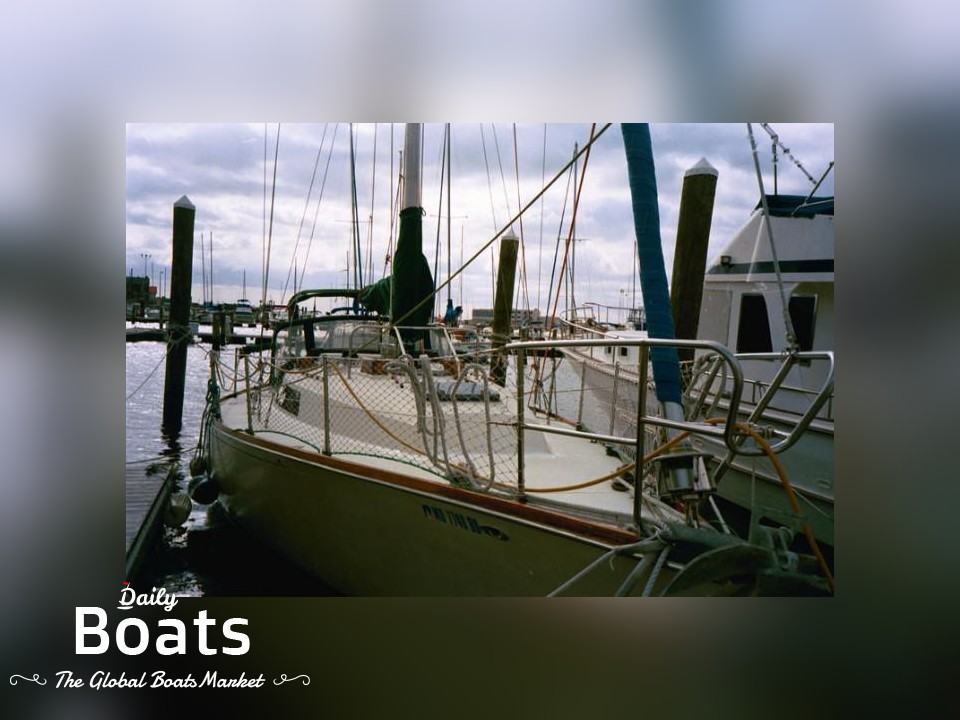 1981 C&C Landfall 38 for sale. View price, photos and Buy 1981 C&C ...