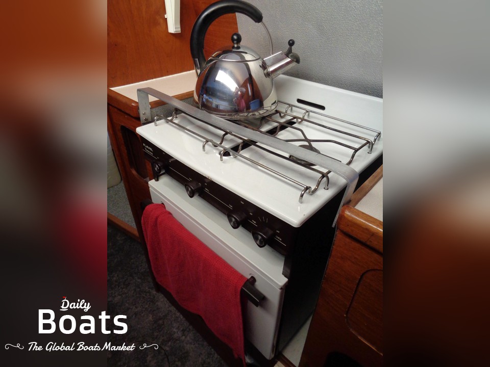 1983 Prout 33Cs for sale. View price, photos and Buy 1983 Prout 33Cs ...