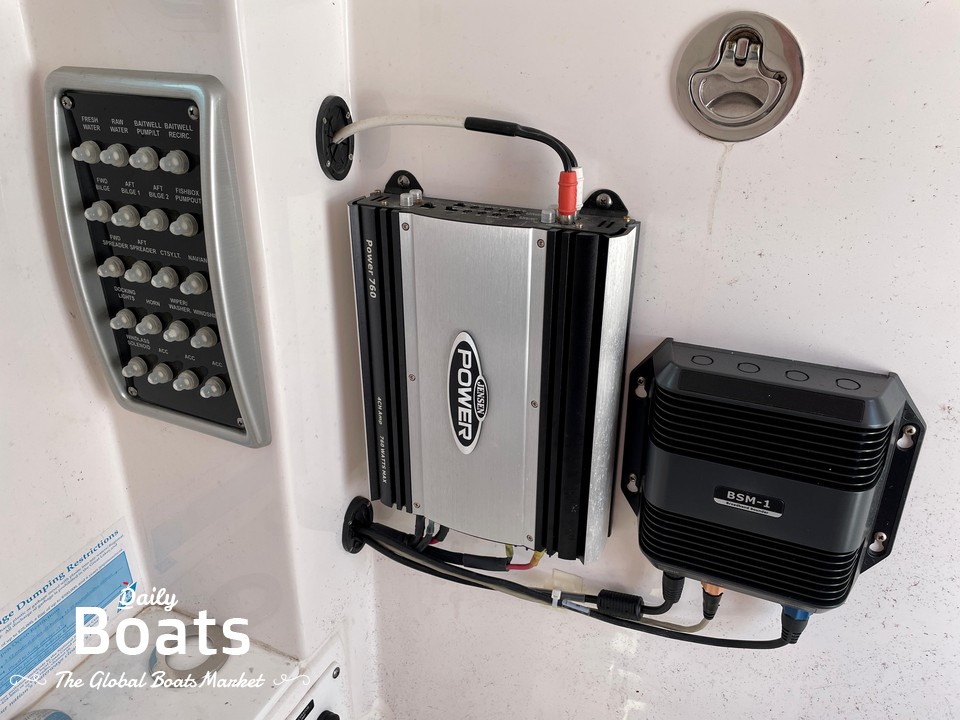 2013 Everglades 275 for sale. View price, photos and Buy 2013 ...