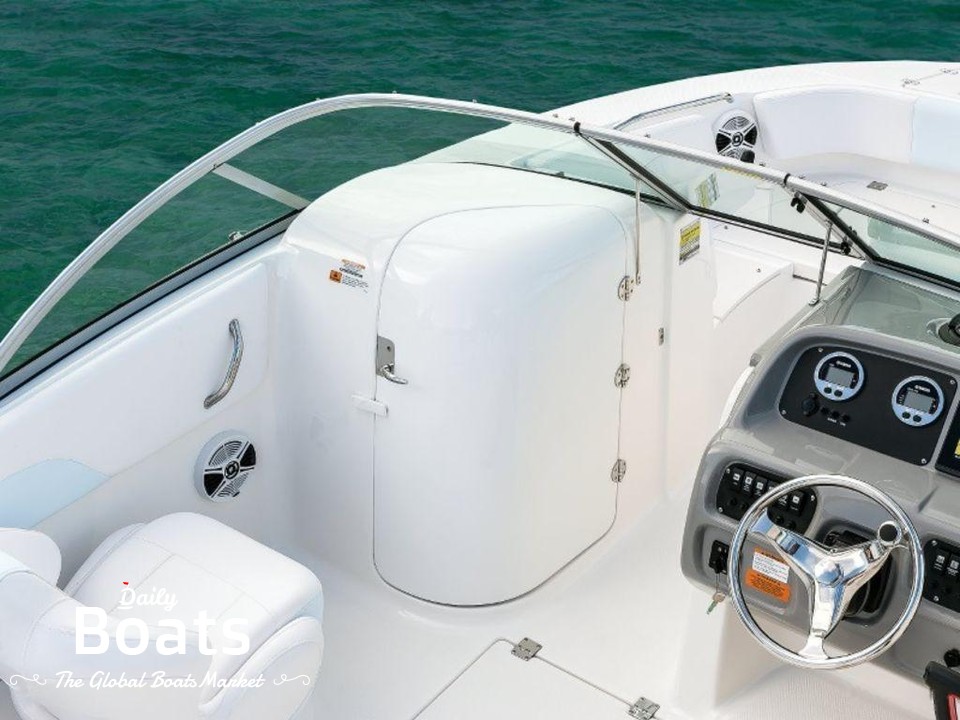 2022 Robalo R207 for sale. View price, photos and Buy 2022 Robalo R207 ...